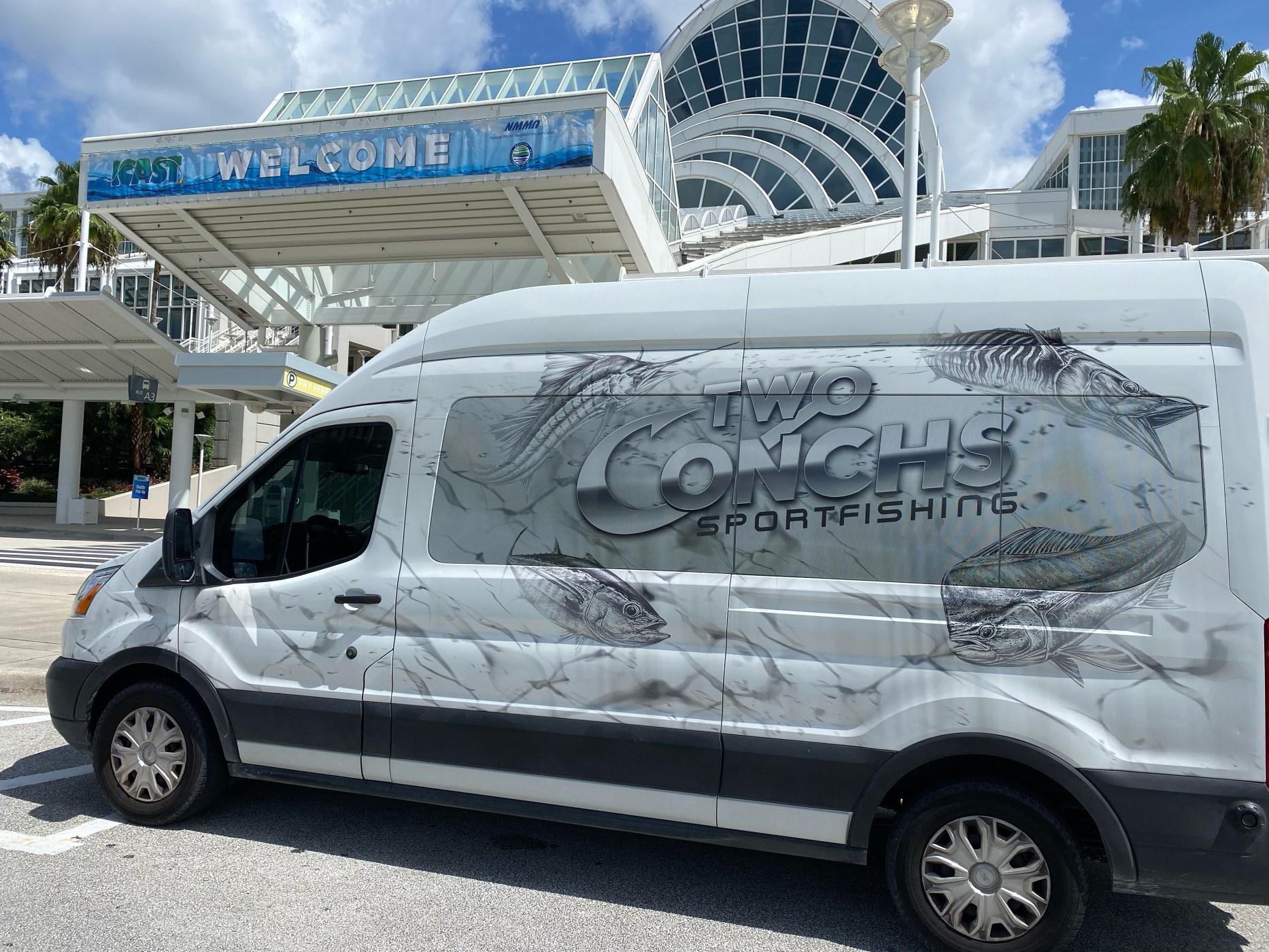 Ft. Lauderdale Airport Shuttle | Two Conchs Charters